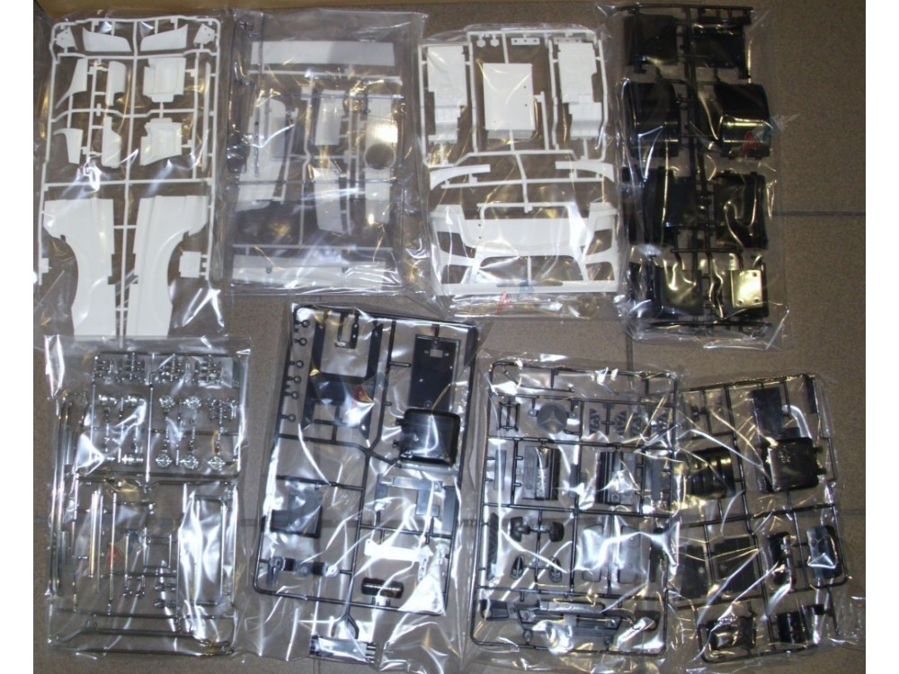 Ciężarówka RC MB Actros 3363 6x4 GigaSpace Tamiya 56348