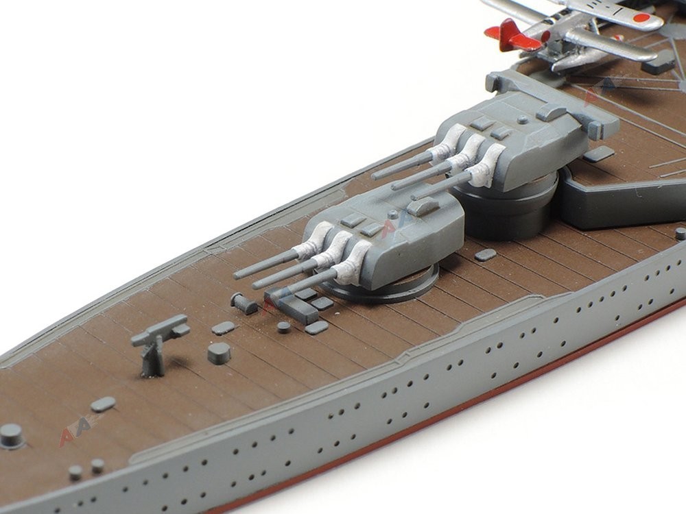 Model okrętu 1/700 Light Cruiser Mogami Tamiya 31359