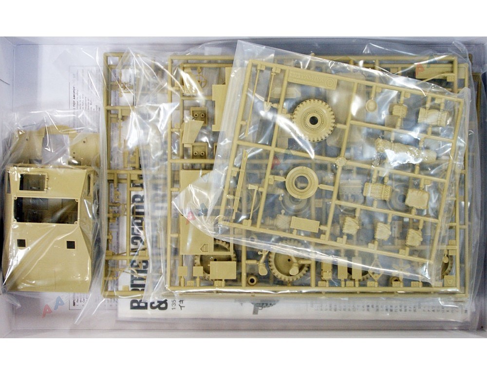 Tamiya 35044 British 25Pdr. Field Gun + Quad