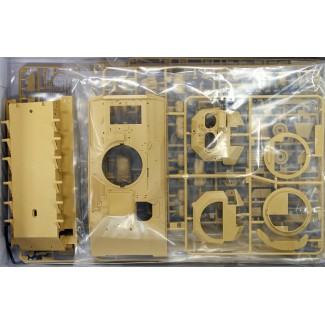 Tamiya 35264 1/35 M2A2 ODS Infantry Fighting Vehicle ODS