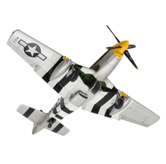1/48 P-51D + 4x4 LV | Tamiya 25205